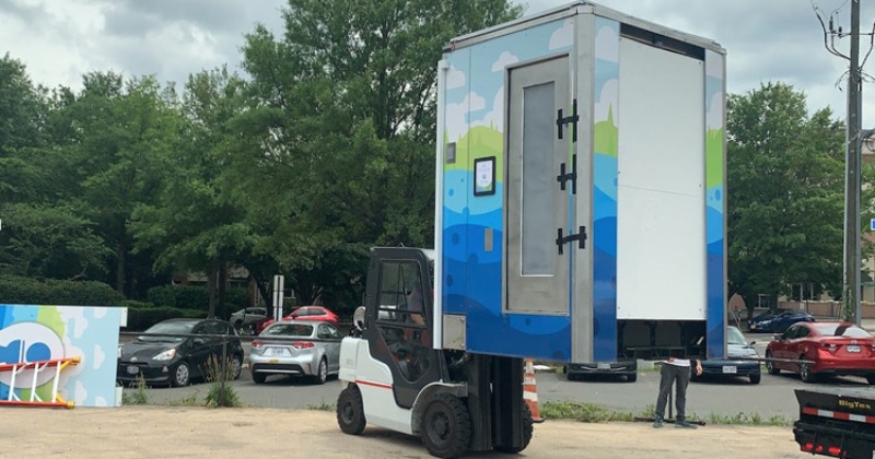 App Based Public Toilets That Rate And Track People's Cleanliness Score