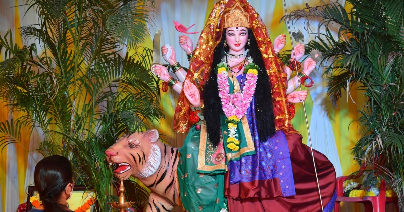 Shardiya Navratri 2022 Date Timings Shubh Muhurat Colour And
