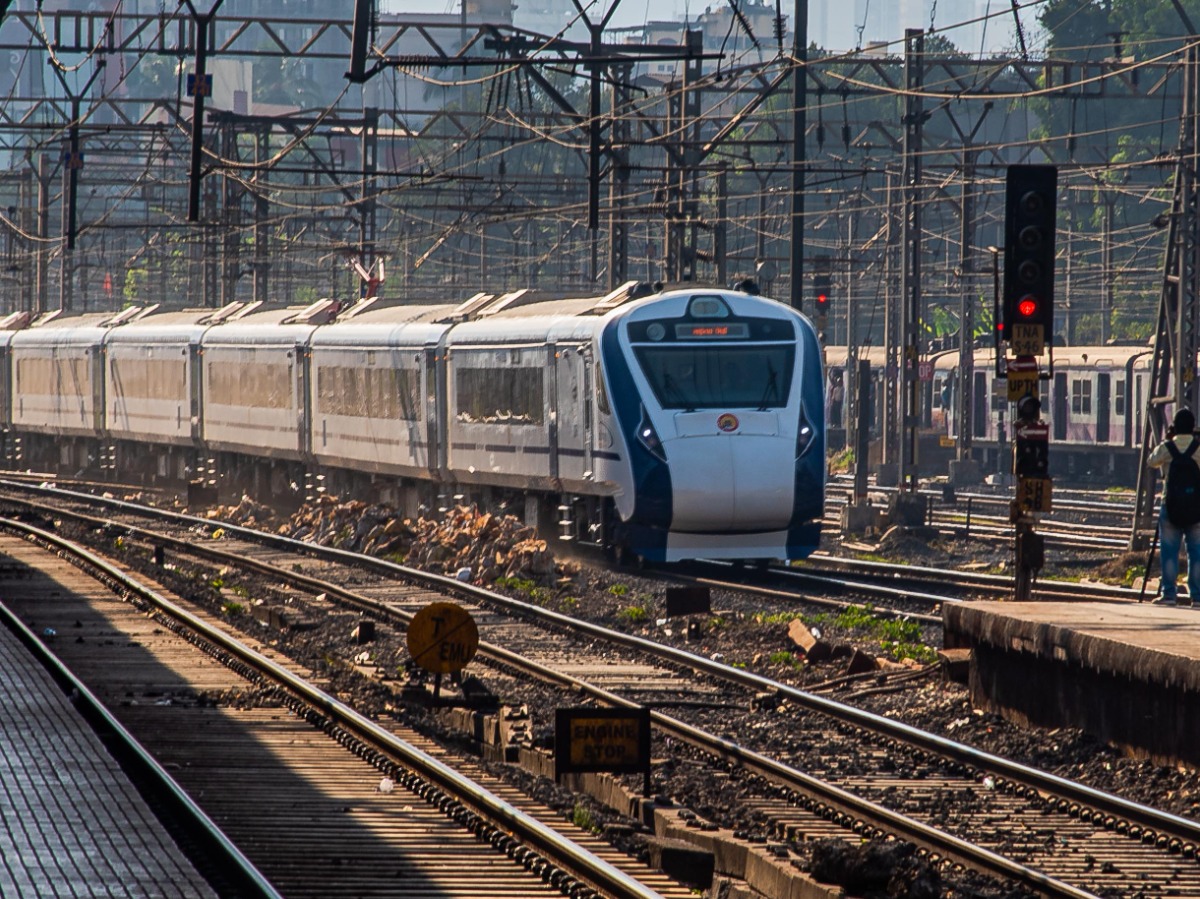 Rajasthan: Cow Hit By Vande Bharat Train Lands On Man Peeing On Track ...