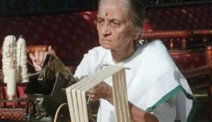 True Story Of Freedom Fighter Usha Mehta, Sara Ali Khan's Character In ...