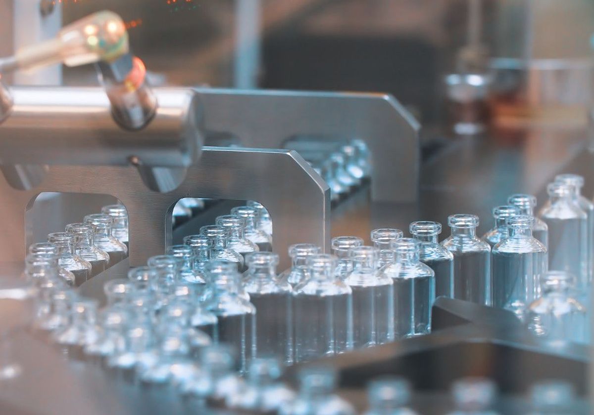 Worrisome? COVID Vaccine Stocks Run Dry Across Country Amid New Spike ...