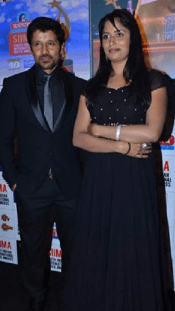 Tamil Actor Vikram And His Family
