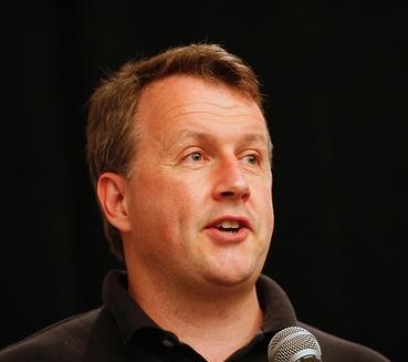Twitter Throwdown: Paul Graham Roasts Elon Musk, But Musk Fails To ...