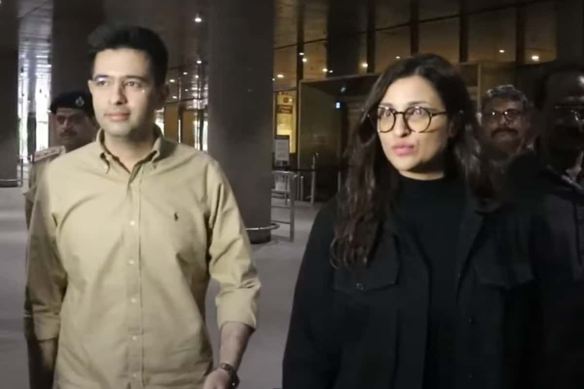 Panrineeti Chopra-Raghav Chadha Engagement रोका हो गया, October में बजेगी शादी की शहनाई ...