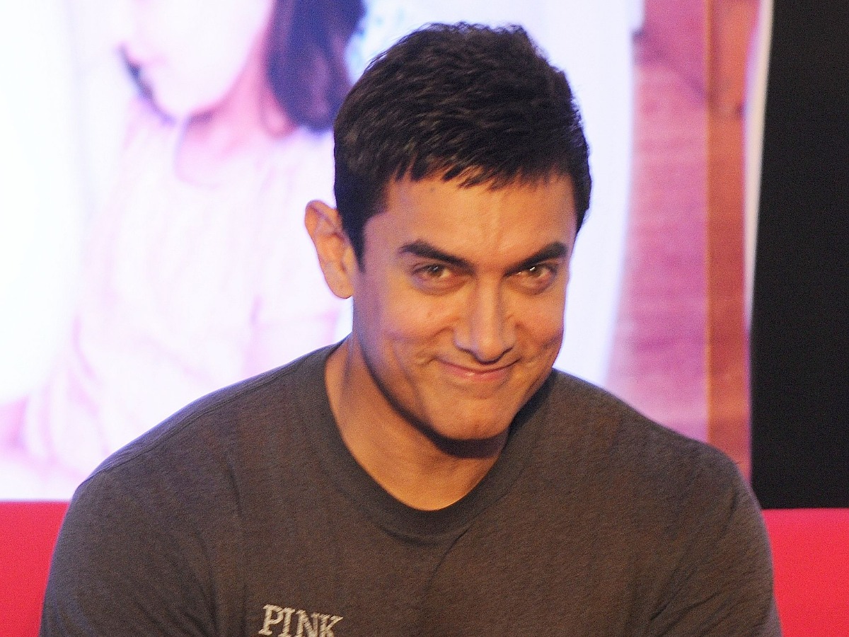 Aamir Khan Compares Heroine Of A Film With Light Boy