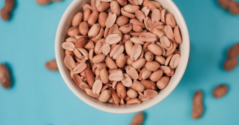 Woman With Severe Nut Allergy Buys All Peanuts On Flight