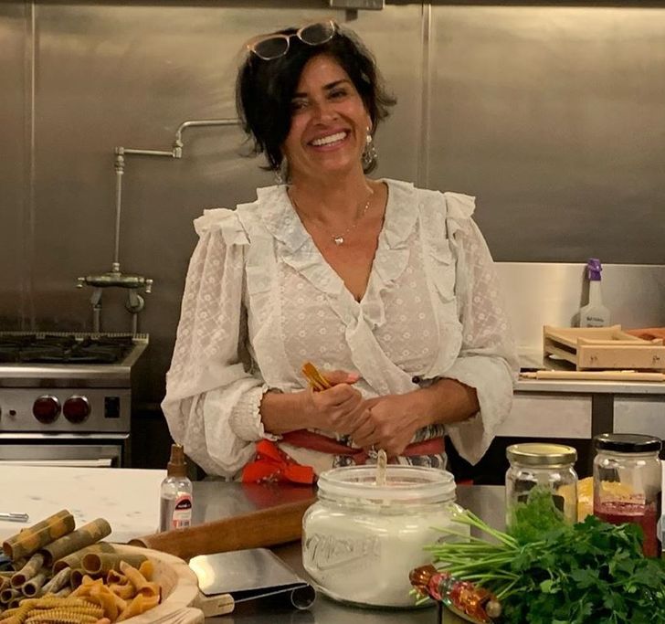 57-YO US Woman Earns Rs 1 Crore A Year By Selling 'Colourful Pasta'