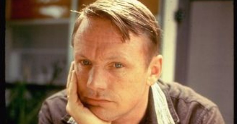 चांद पर पहला कदम रखने वाले Neil Armstrong के बारे में Unknown Facts