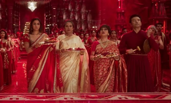 Karan Johar Says Tota Roy Chowdhury's Character In Rocky Aur Rani Is ...