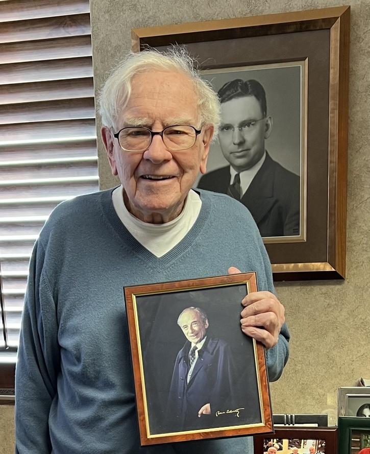 Three People Billionaire Warren Buffett Credits Success To