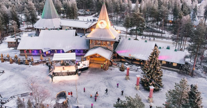 A Look Inside The Official Hometown Of Santa Claus Where Christmas Is ...