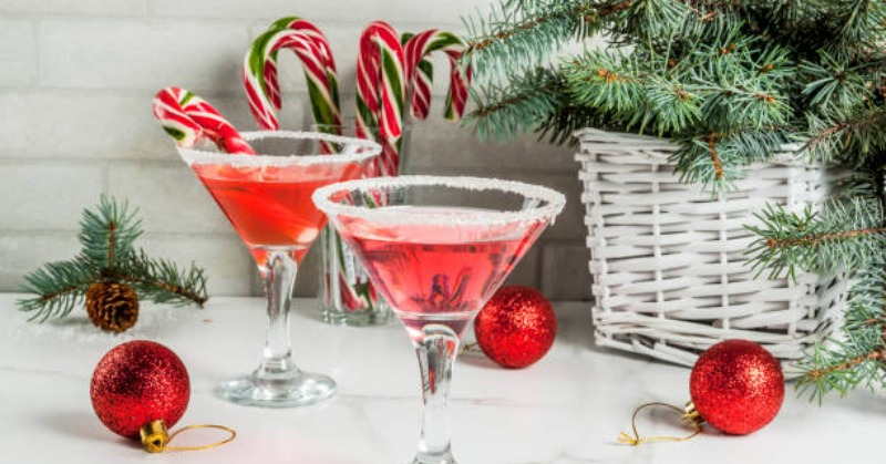7 Best Christmas Cocktails Ideas In 2023 And Easy Christmas Eve Cocktails