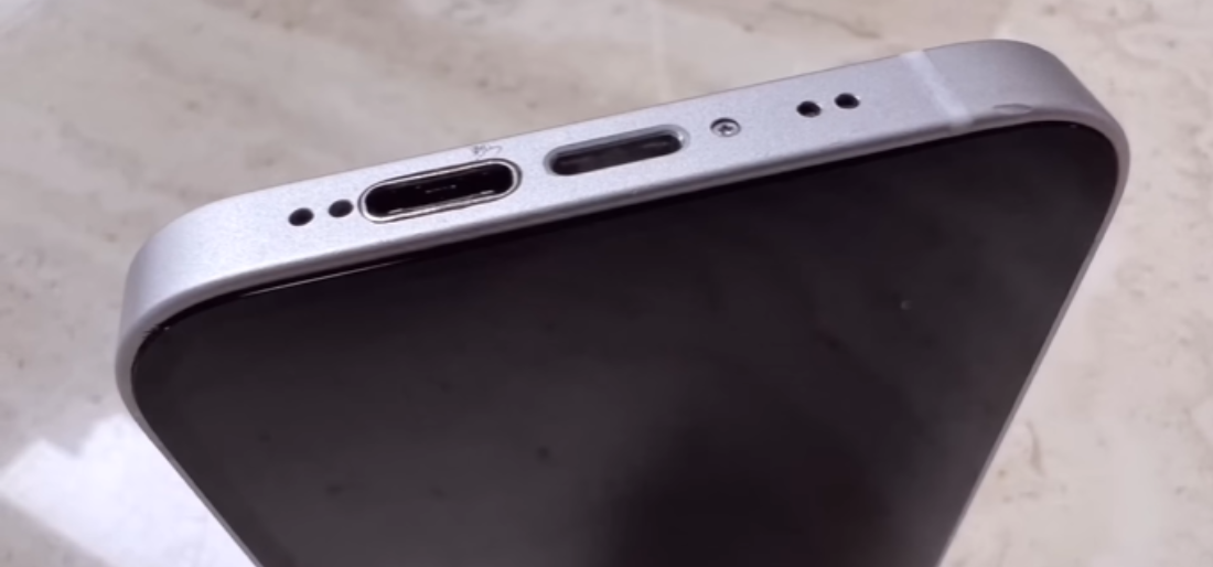 Engineer Creates Dual-Port iPhone That Has Both Lightning and USB-C Support