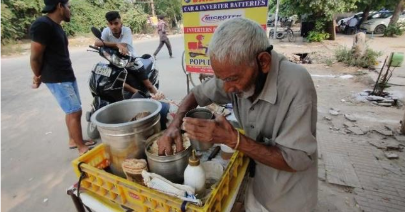 These Elderly People Are Still Working Hard To Earn Their Own Living