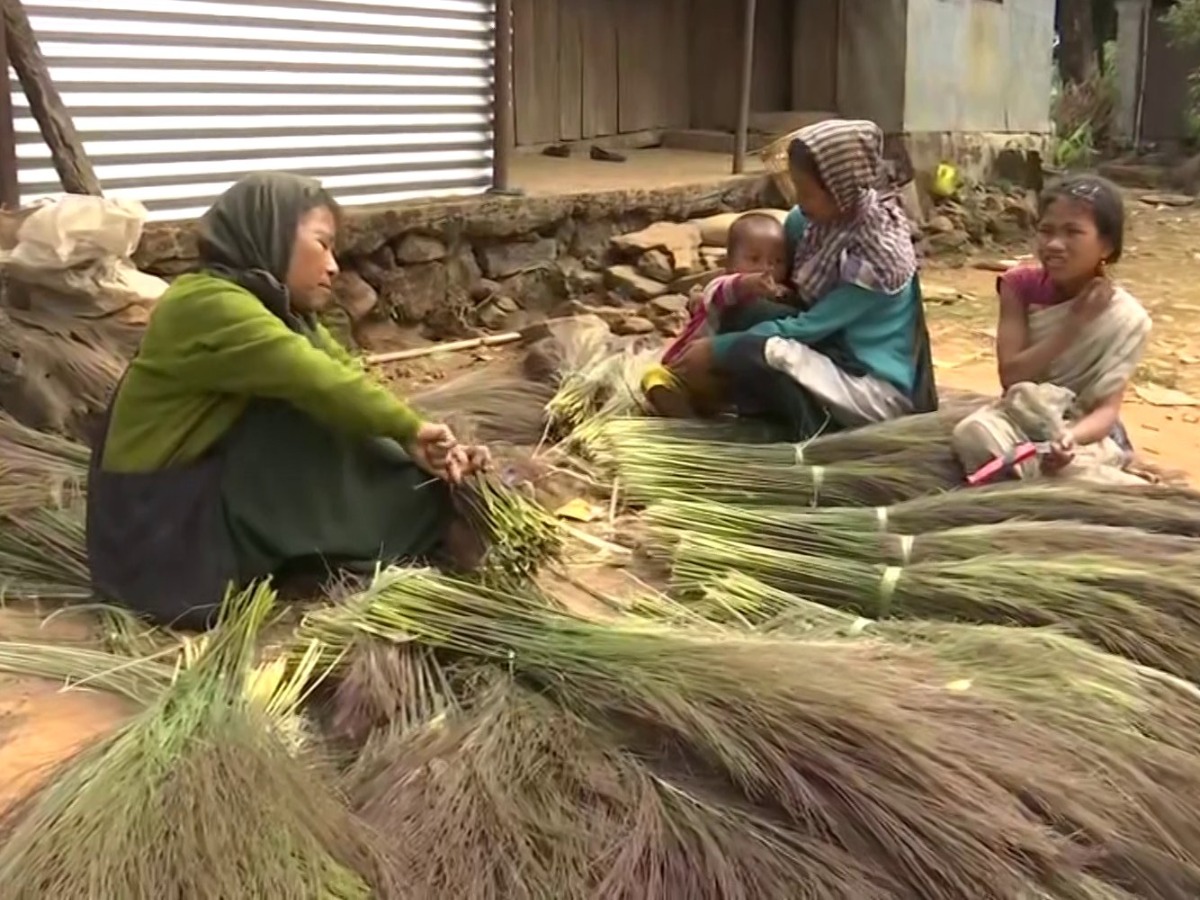 All About Meghalaya's Whistling Village Kongthong