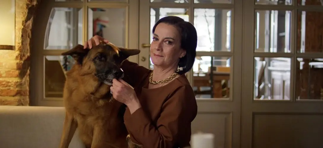 Gunther’s Millions - Filthy Rich Dog Who Has A Jet, Sex Cult, Madonna’s ...