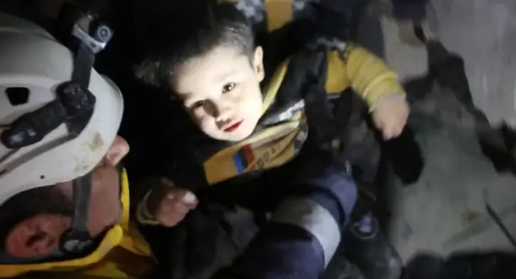 Video Of Little Boy Being Pulled Out Of Earthquake Rubble Video Of Little Boy Being Pulled Out Of Earthquake Rubble