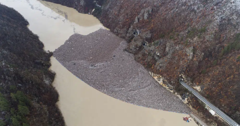 Known For Its Breathtaking Beauty, Balkan River Now Looks Like A Carpet ...