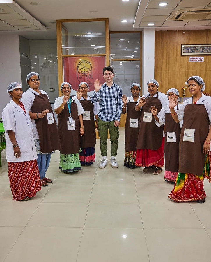 American Celeb Chef Eitan Bernath Makes Litti Chokka At Bihar Restaurant