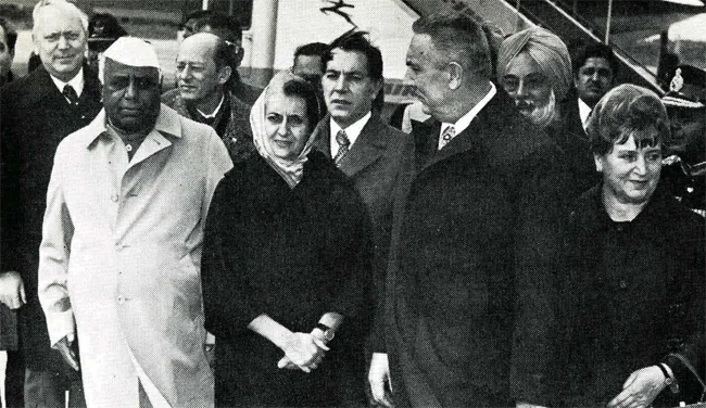 Edward Gierek, The Chief Guest Of 1977: The Final Year Of The Emergency