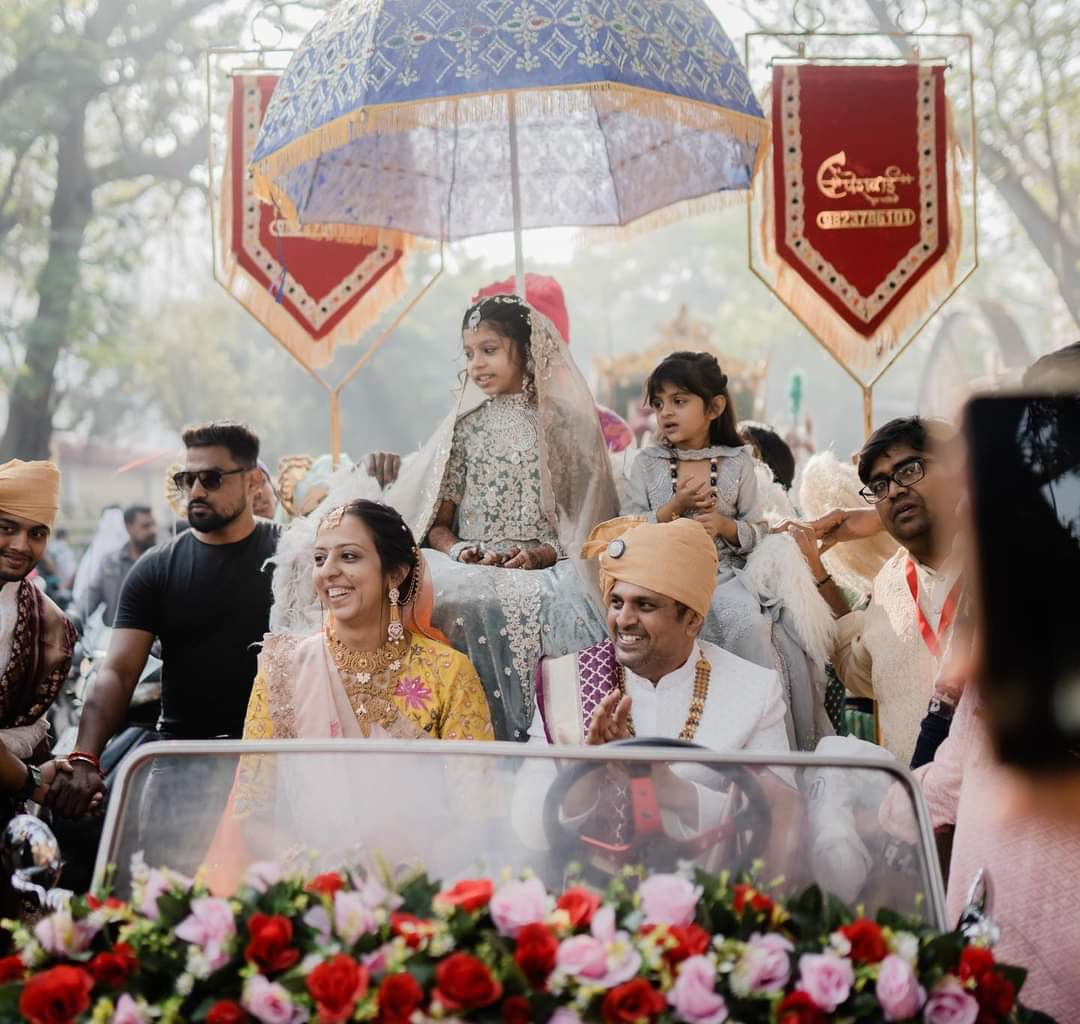 9-Year-Old Daughter Of Gujarat Diamond Trader Gives Up Life Of Luxury ...