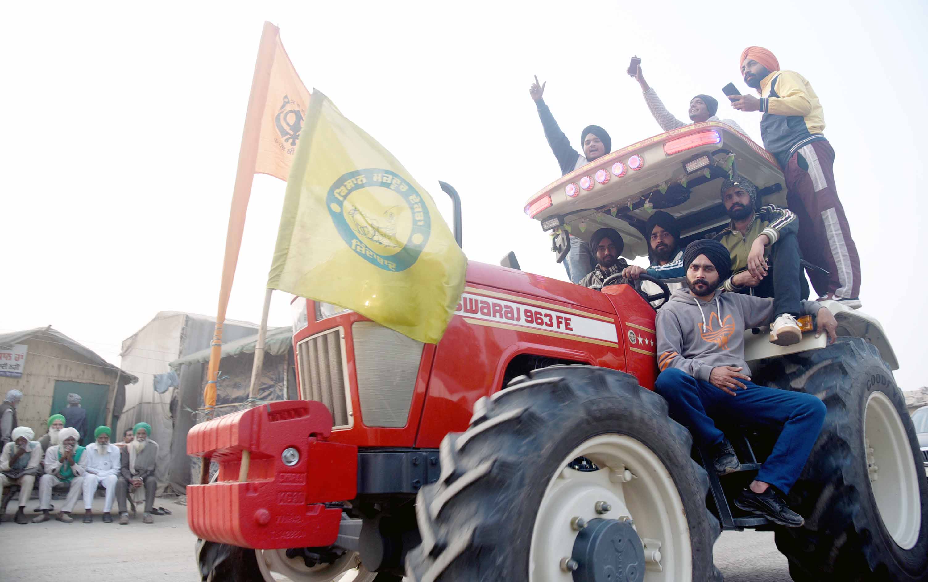 Tractor Rallies, Marches Kicked Off On R-Day To Honour Farmers Who Died ...