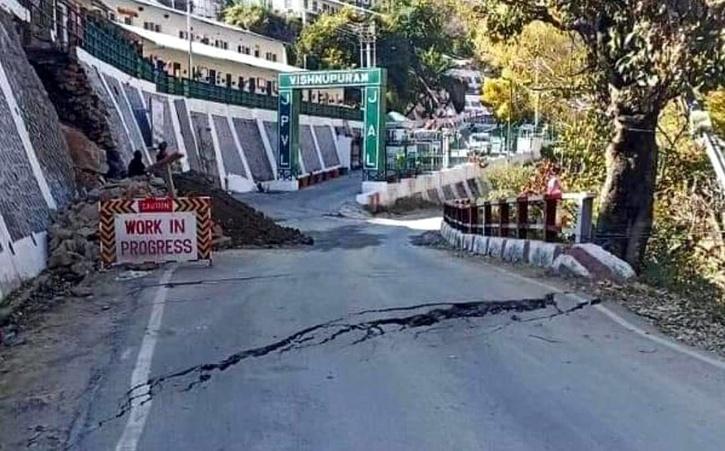 Temple Collapses In Joshimath, Govt Orders Evacuation Of 600 Families ...