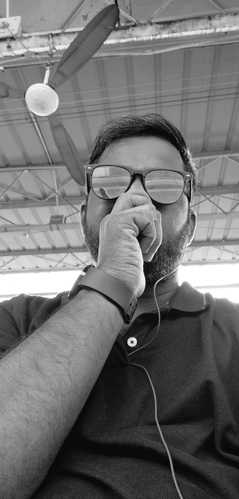 27-Year-Old Man Takes His First Flight, Internet Celebrates His Small Win