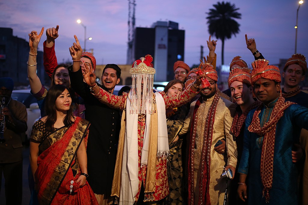 Video Of Man Doing 'Gutkha' Dance Takes Over The Internet