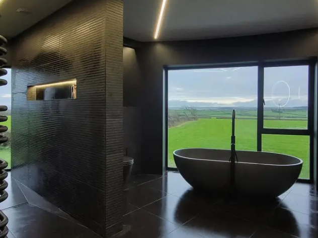 Man Sells Everything He Owns To Buy Abandoned Water Tank, Turns It Into ...