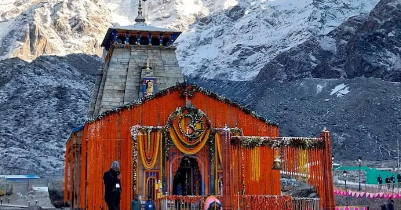 Kedarnath Temple Prohibits Use Of Mobile Phones & Photography After Video Of Proposal Goes Viral