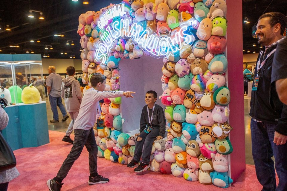 Little Known Toy Making Company Lands In Warren Buffett's Portfolio