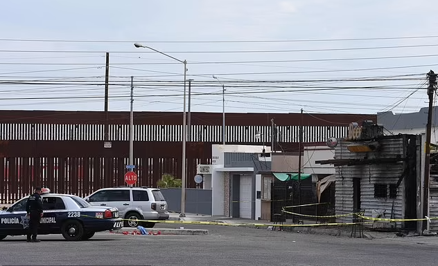 Mexico Bar Kicks Out Man For Bad Behaviour, He Sets It On Fire, Killing ...