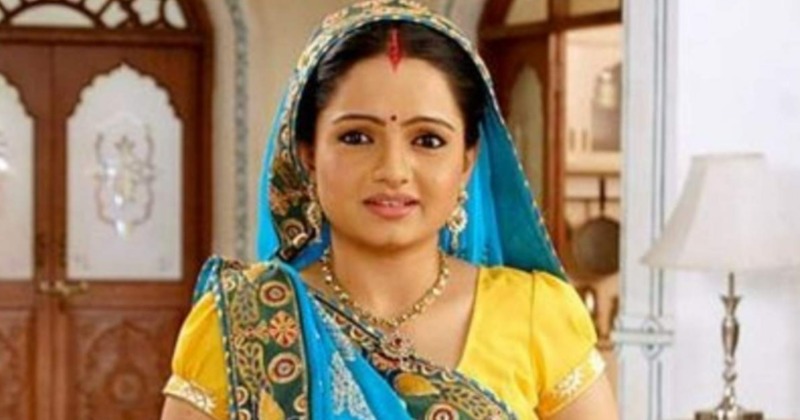 How Gia Manek AKA Gopi Bahu's Career Dropped After She Abruptly Exited ...