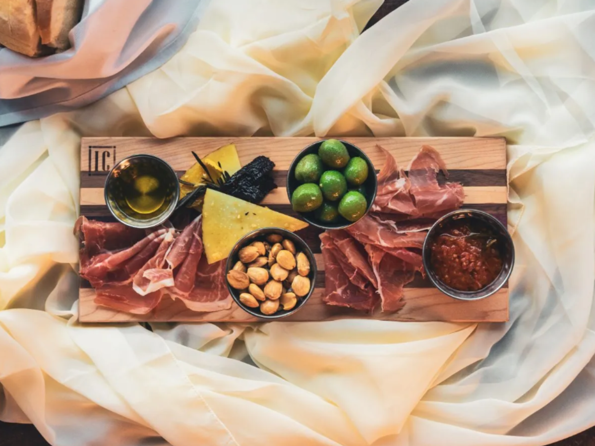 How The Viral 'Girl Dinner' Trend Has Taken Over TikTok But Also ...