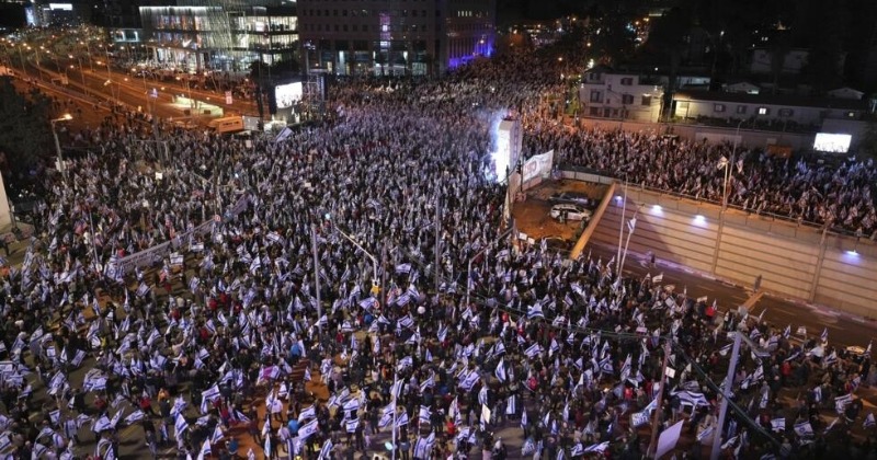Thousands March To Israel's Parliament, Wave Flags As Vote On Judicial ...