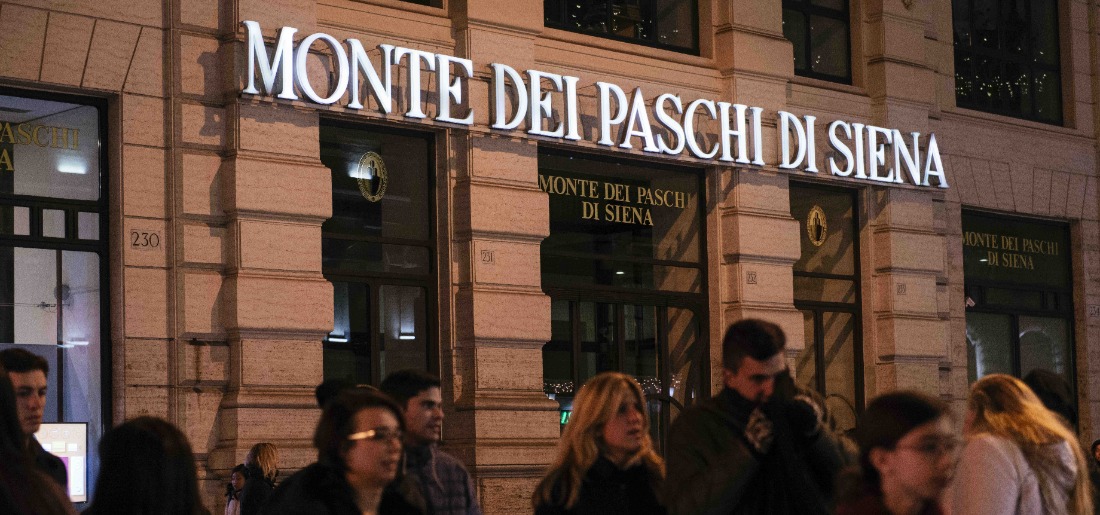 Inside The World's Oldest Surviving Bank That Has Been Running Since 1472