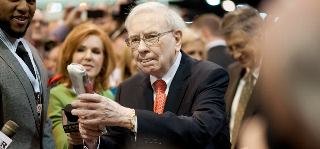 What Warren Buffett Learnt From His First Job Delivering Newspapers