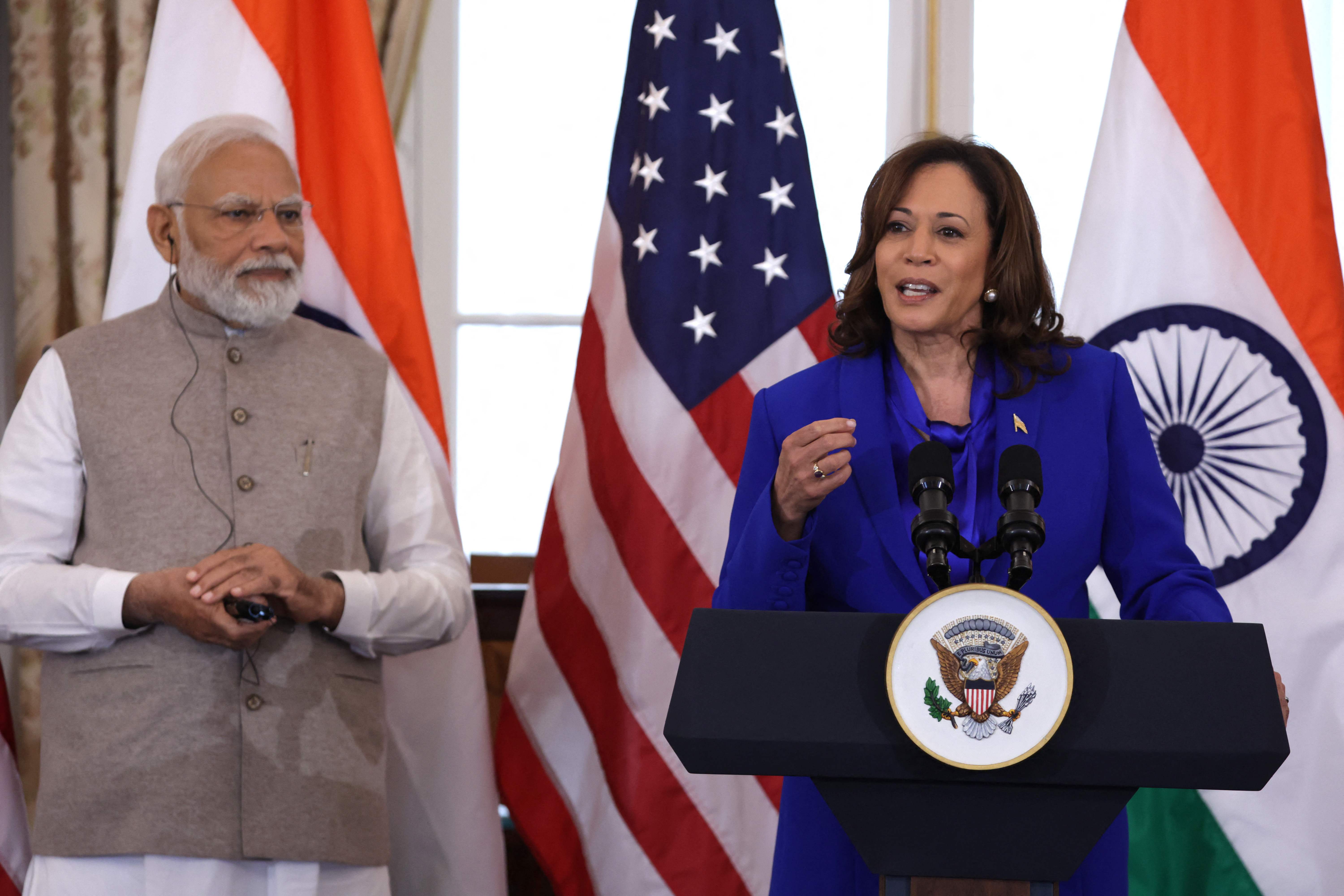 Unique Diplomacy! Joe Biden Gifts PM Modi Special T-Shirt Carrying His ...