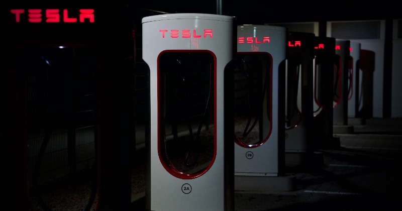 Tesla Standard For EV Charger Networks