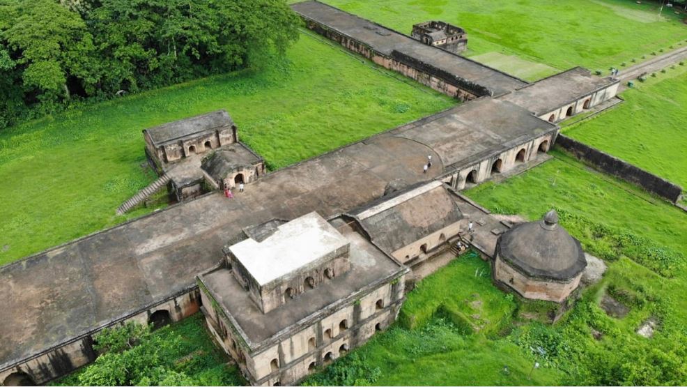 Talatal Ghar & Its Secret Tunnels: Know All About This Unique ...