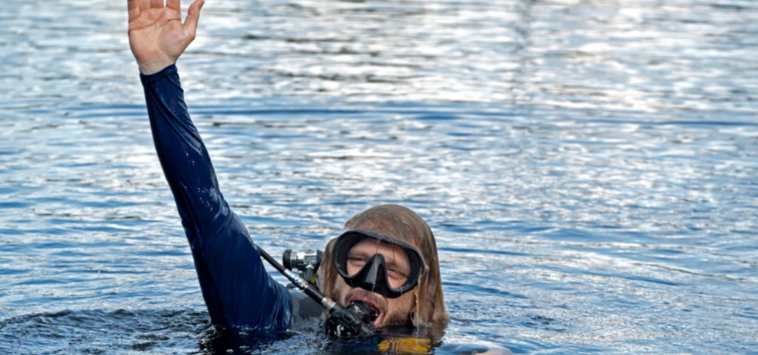 'Dr Deep Sea' Resurfaces After Living Underwater For 100 Days
