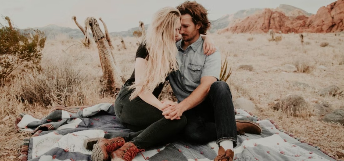 Dealing With FOMO In Relationships