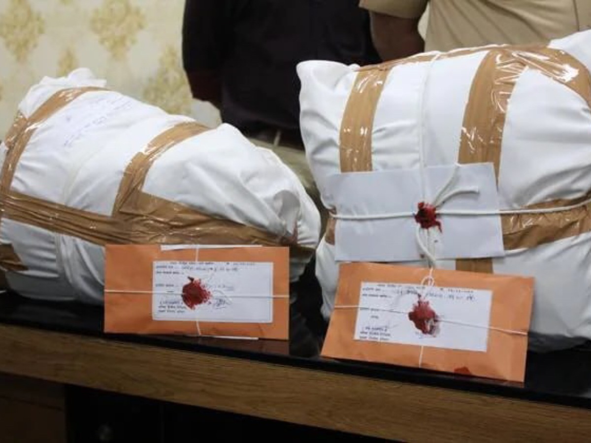 'Your FedEx Package Has Drugs': Woman Details Losing Money From All ...