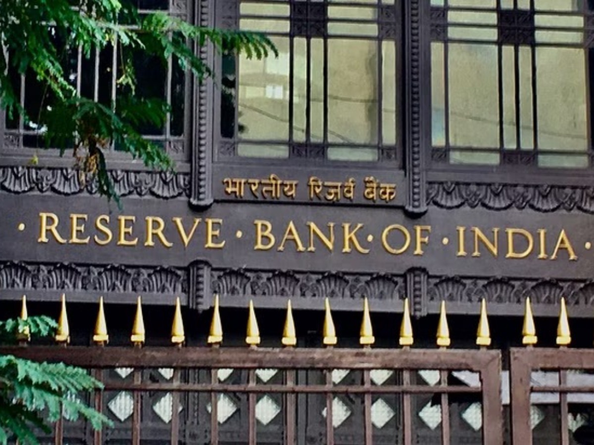 RBI Reveals That 85% People Have Chosen To Deposit Rs 2,000 Notes ...