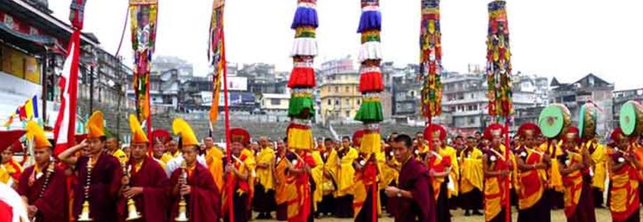 Saga Dawa : This Buddhist Festival Is Celebrated With Hyms And Chants ...