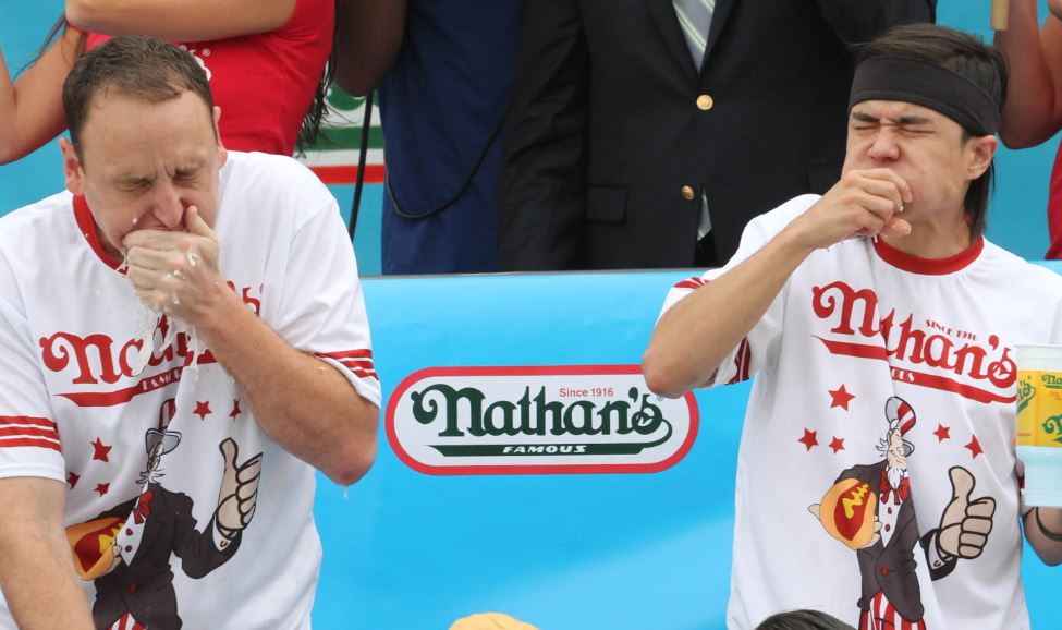 When Speed And Food Combine - Welcome To The World Of Competitive Eating