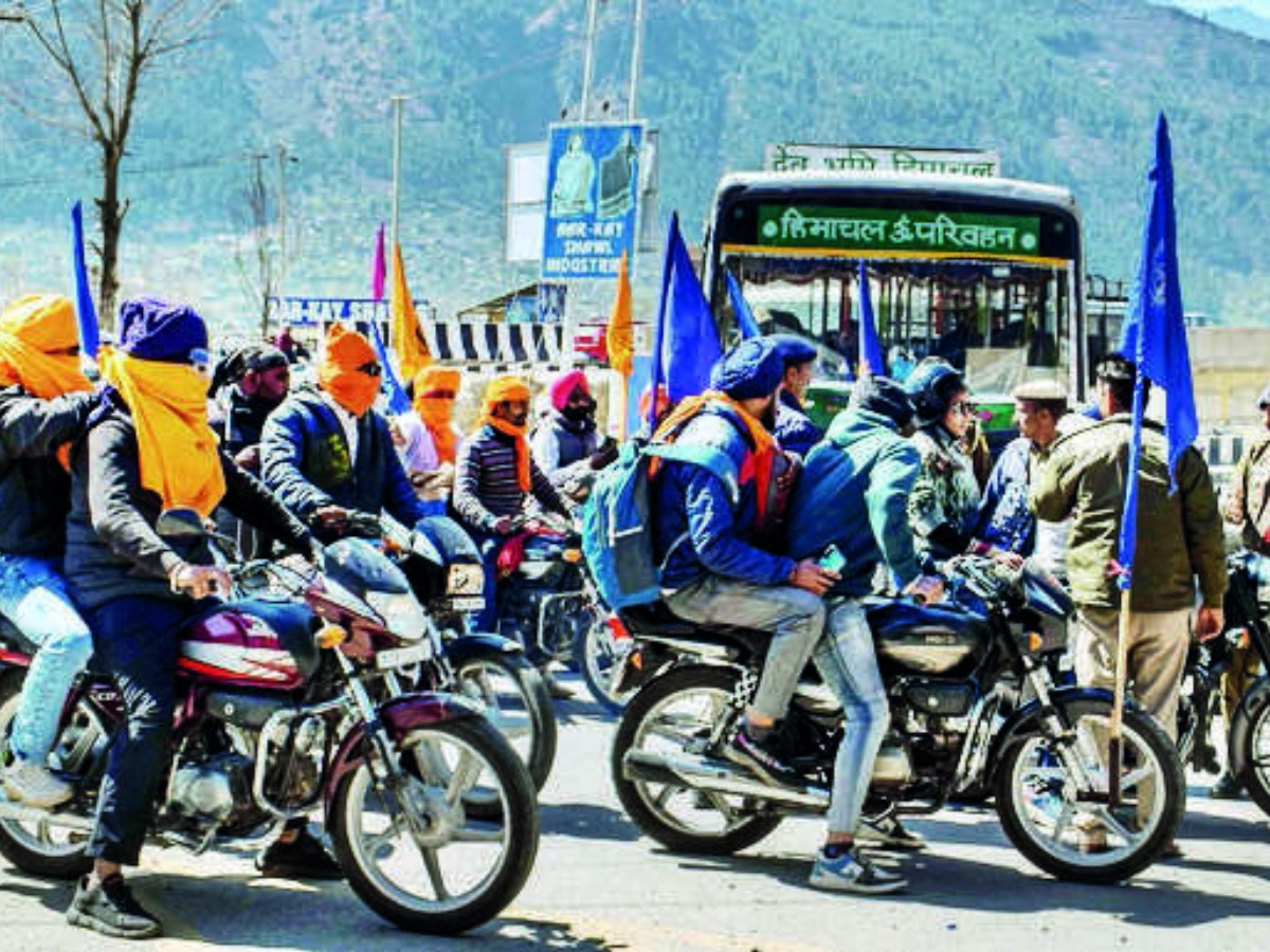 Unruly Tourists From Punjab Creating 'Riot-Like Situation' In Himachal ...