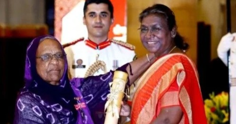 PM Modi Bows To Padma Shri Awardee Hirabai Ibrahim Lobi