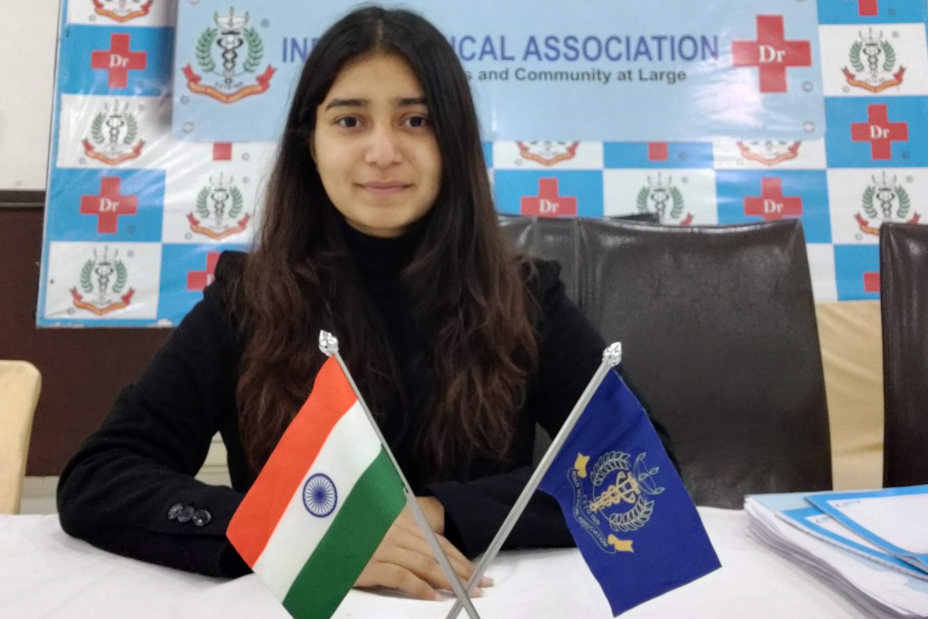 Meet Simran Kapoor, A Doctor Who Is Healing Mumbai's Beaches, Creating ...